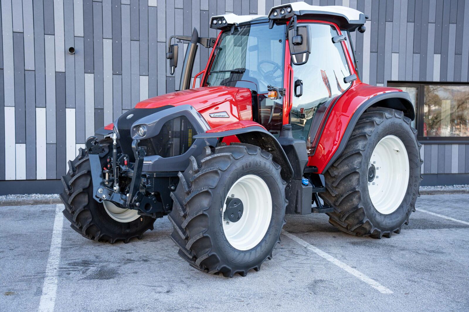 Lindner Lintrac 115 LS - Fronthydraulik - Landwirt.com