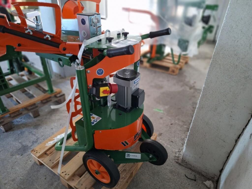 Posch Spaltaxt 8 to 3 KW, CV, année de construction · Landwirt.com