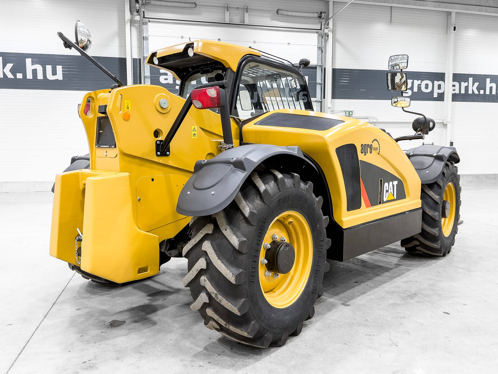 Caterpillar TH407C Agri 7,3 m, 3700 kg, air con, 150 liter p, 126 PS ...