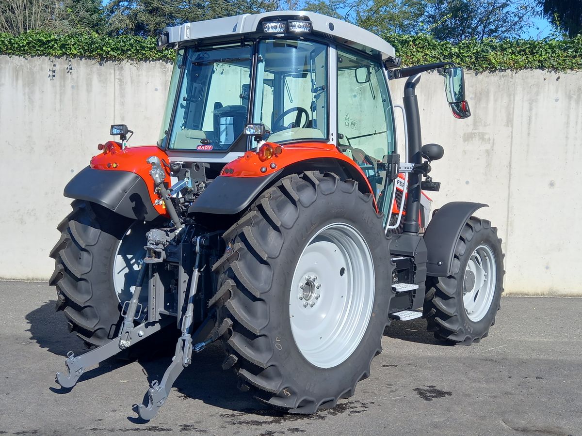 Massey Ferguson MF 5S.105 Dyna-6 Essential - Gady Family