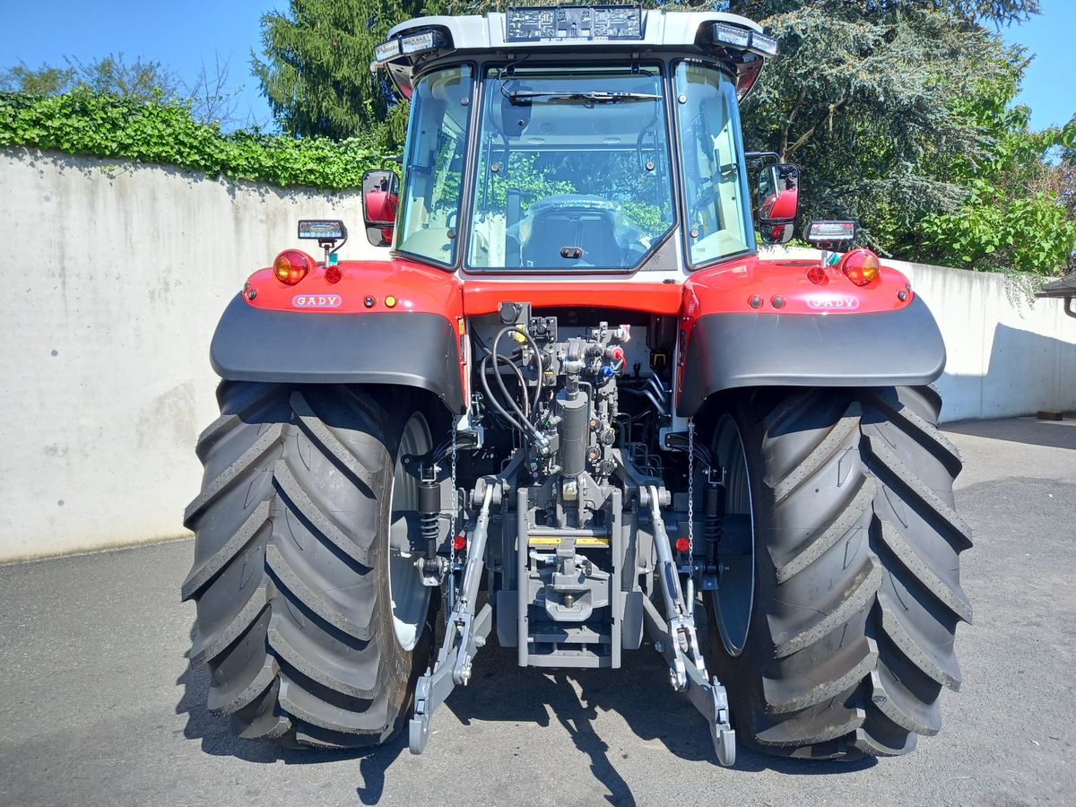Massey Ferguson MF 6S.135 Dyna-6 Efficient - Gady Family