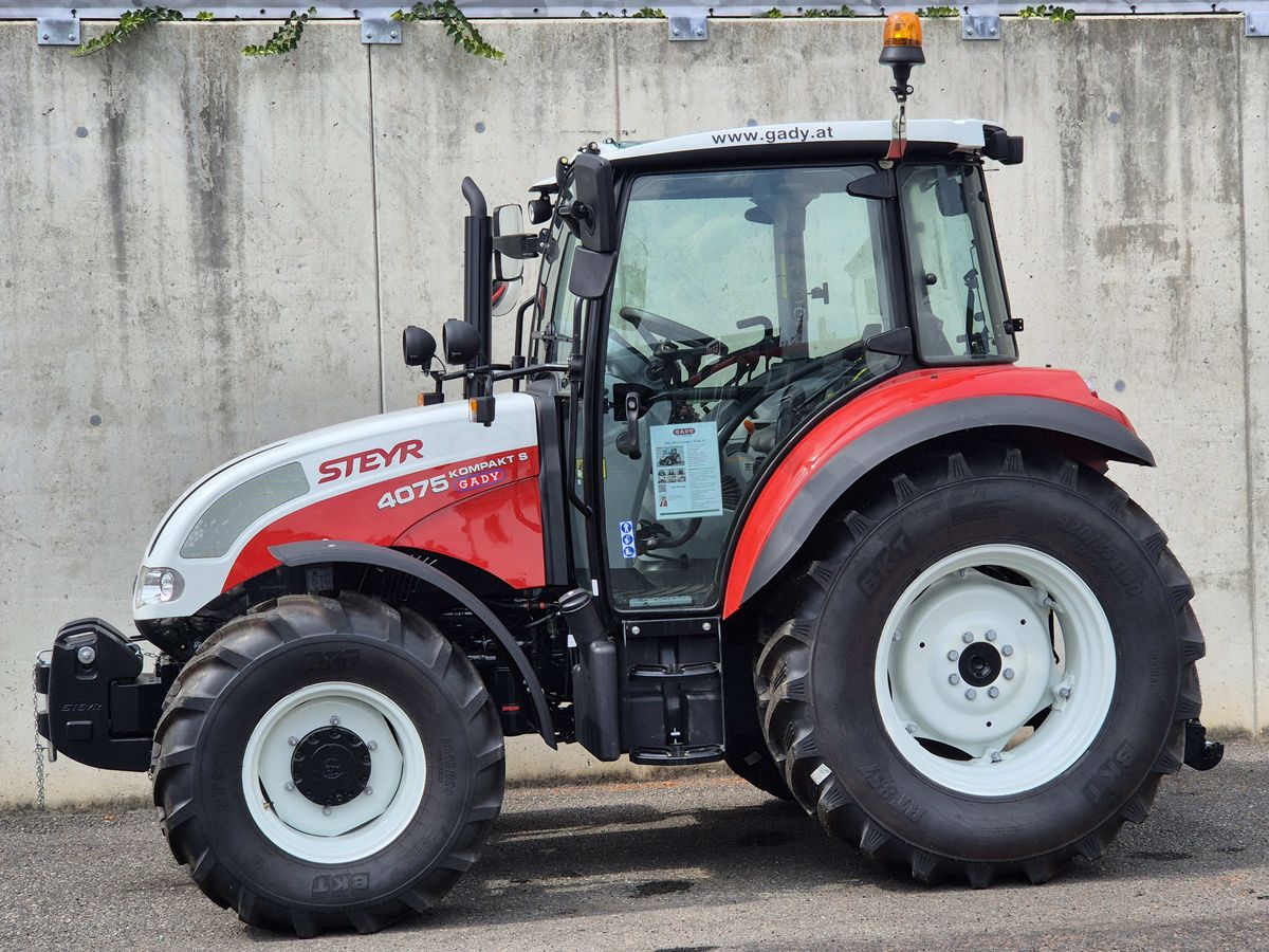 Steyr 4075 Kompakt S (Stage V) - Gady Family
