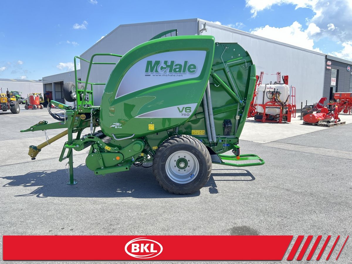 McHale V6750 - Ballenrampe - Landwirt.com