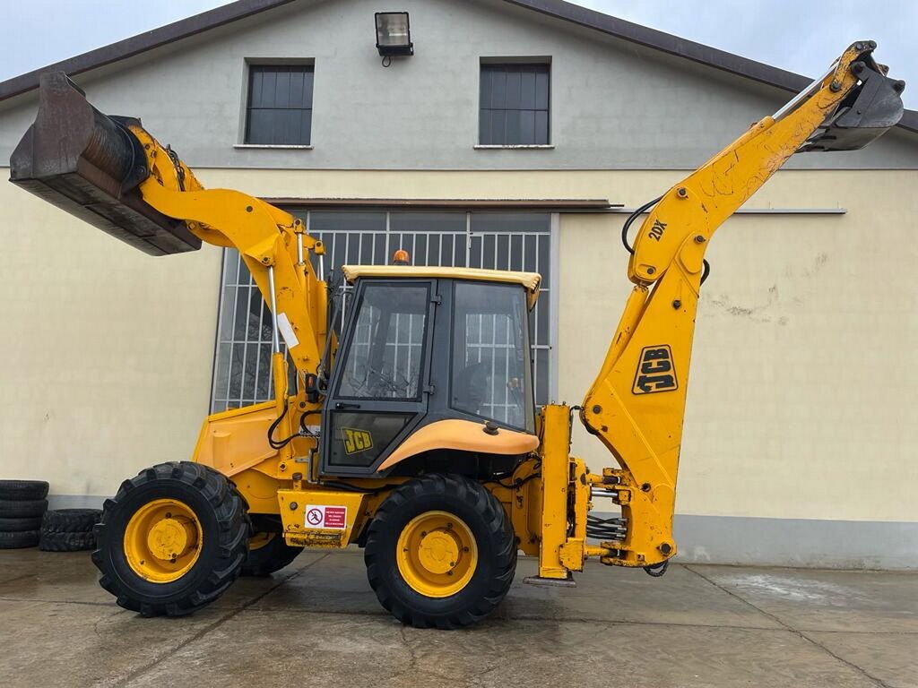 JCB 2DX - OMECO SPA - Landwirt.com